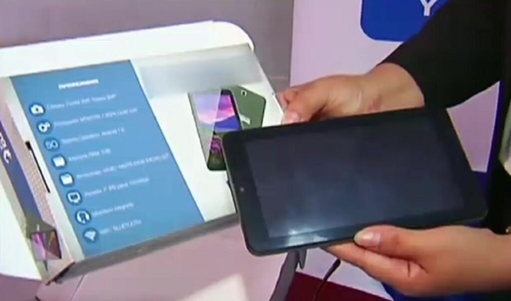 Denuncian venta ilícita de tablets donadas por el municipio - RTS ...