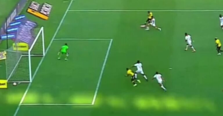 Barcelona vence a Libertad y logra su primer triunfo en el hexagonal ...